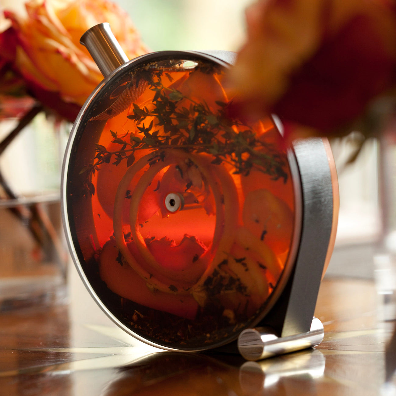 The Porthole – Crucial Detail
