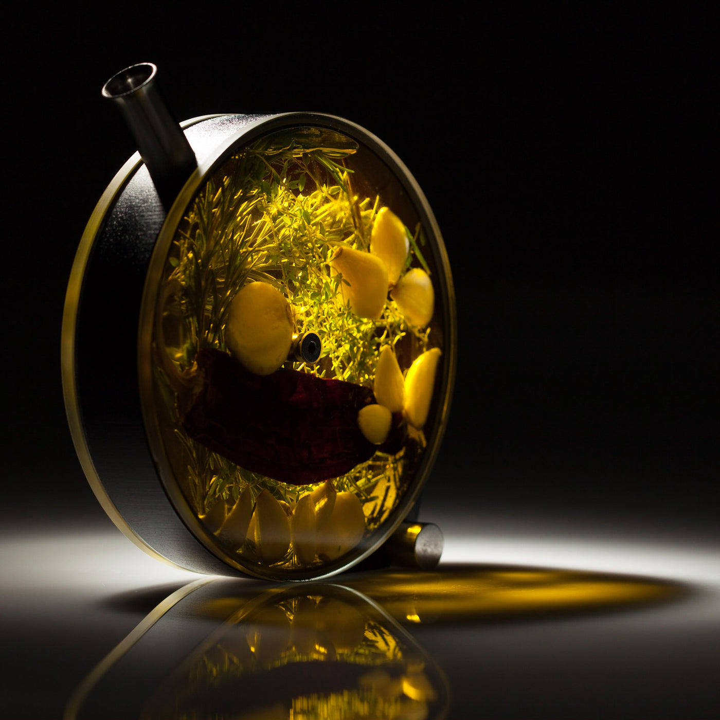 The Porthole – Crucial Detail