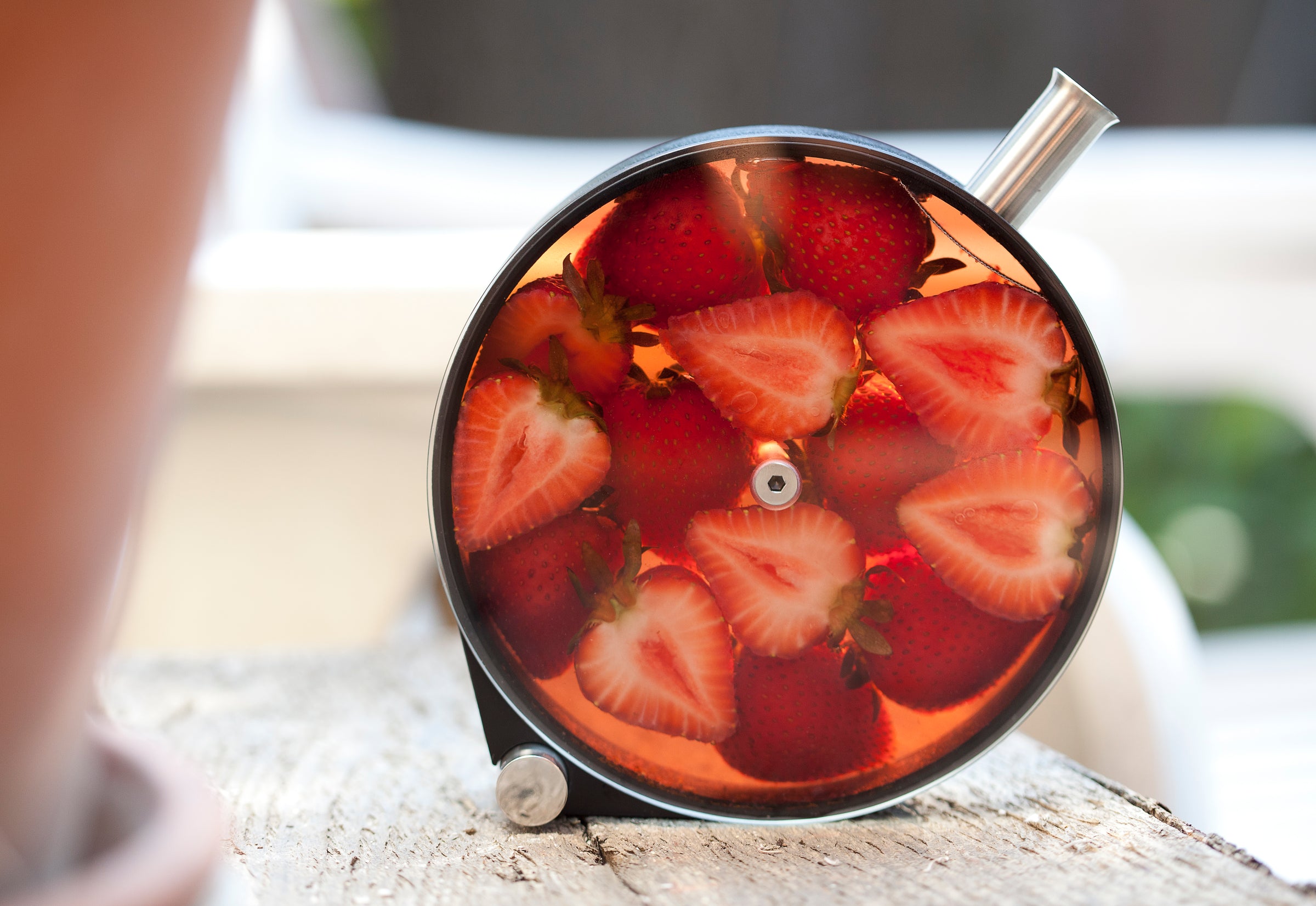 The Porthole - The Most Beautiful Infusion Vessel – Crucial Detail
